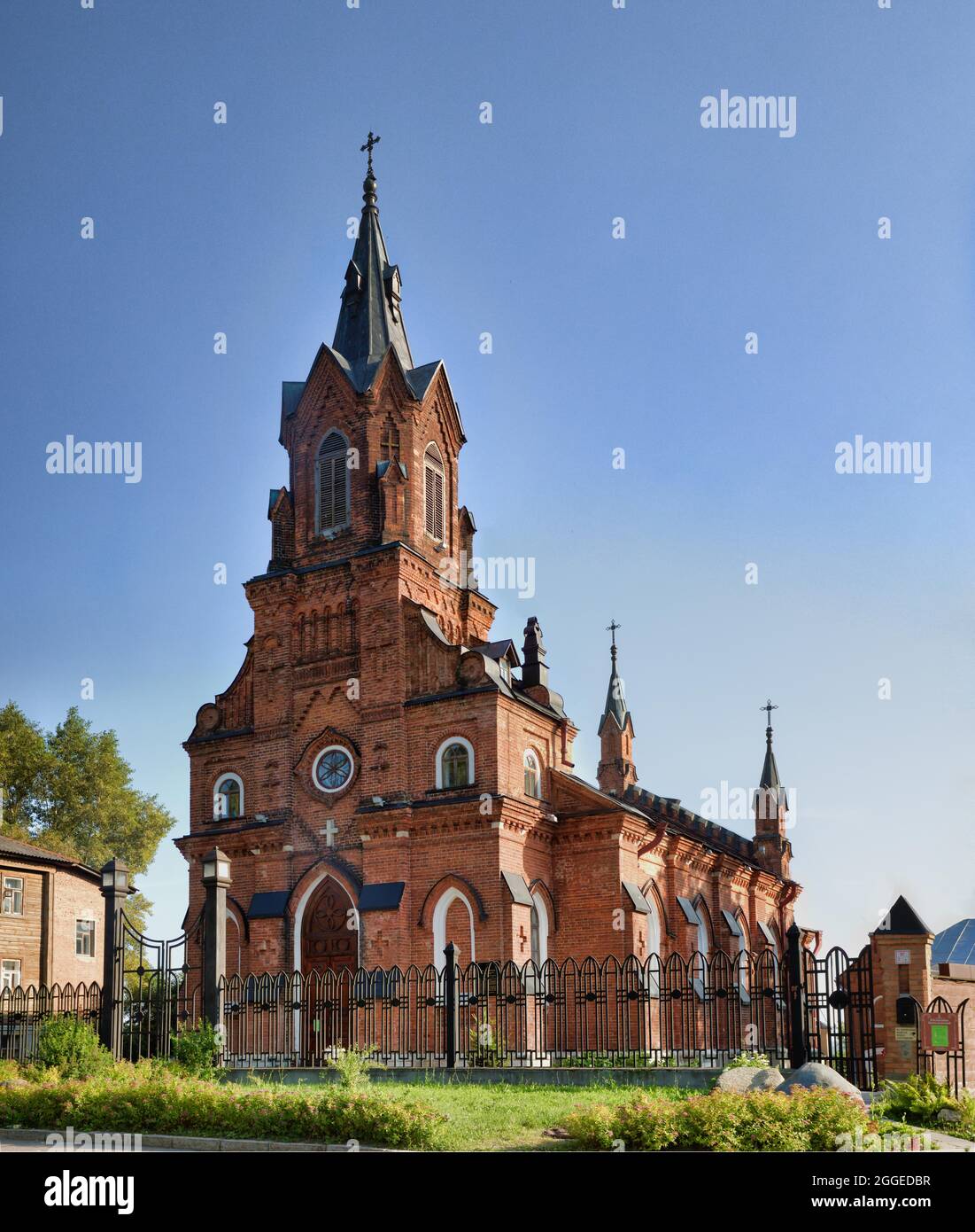 The Catholic Church of the blessed virgin Mary of the Holy rosary ...