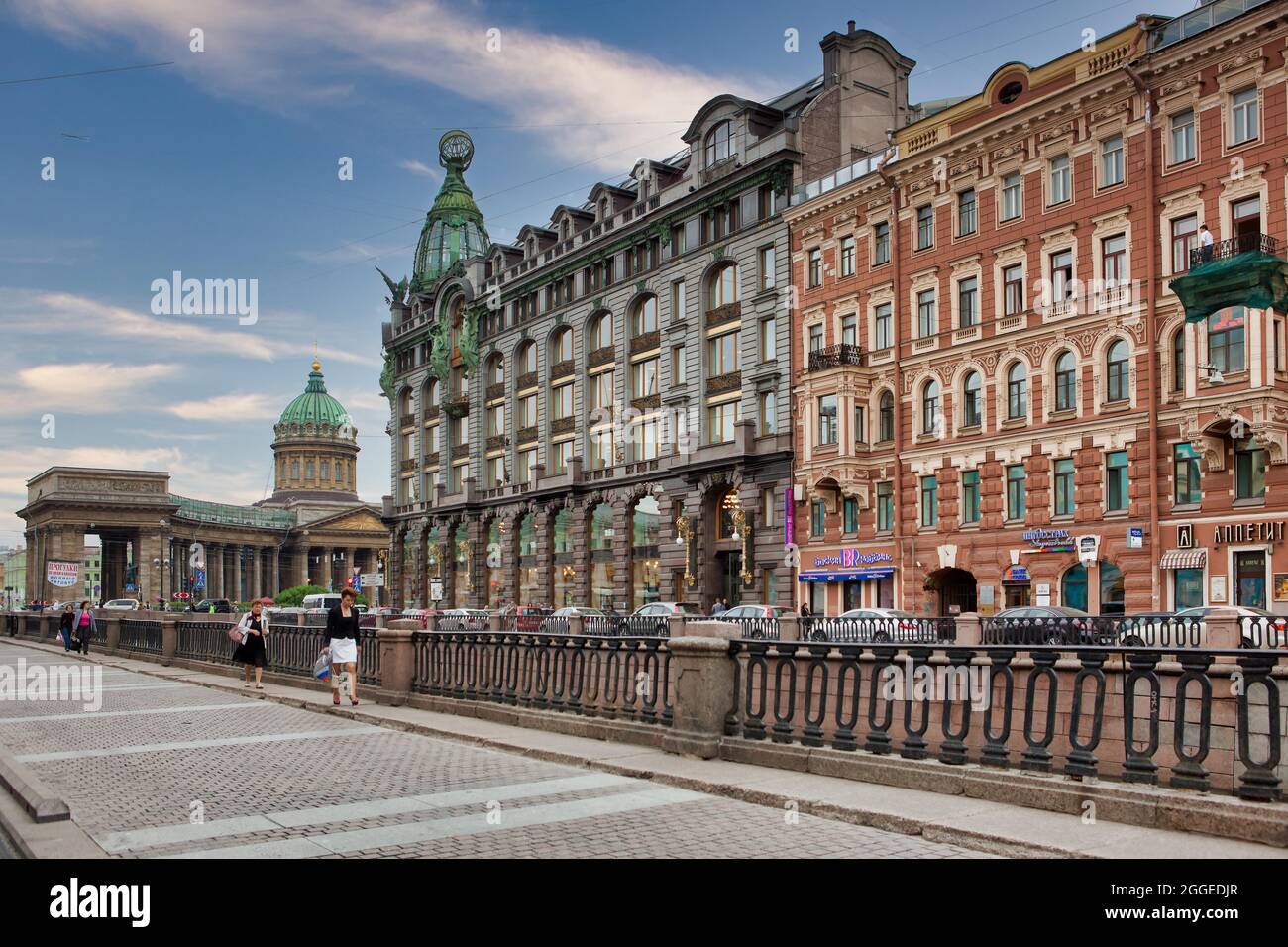 Singer House and Kazan Cathedral, Saint Petersburg, Russia Stock Photo ...