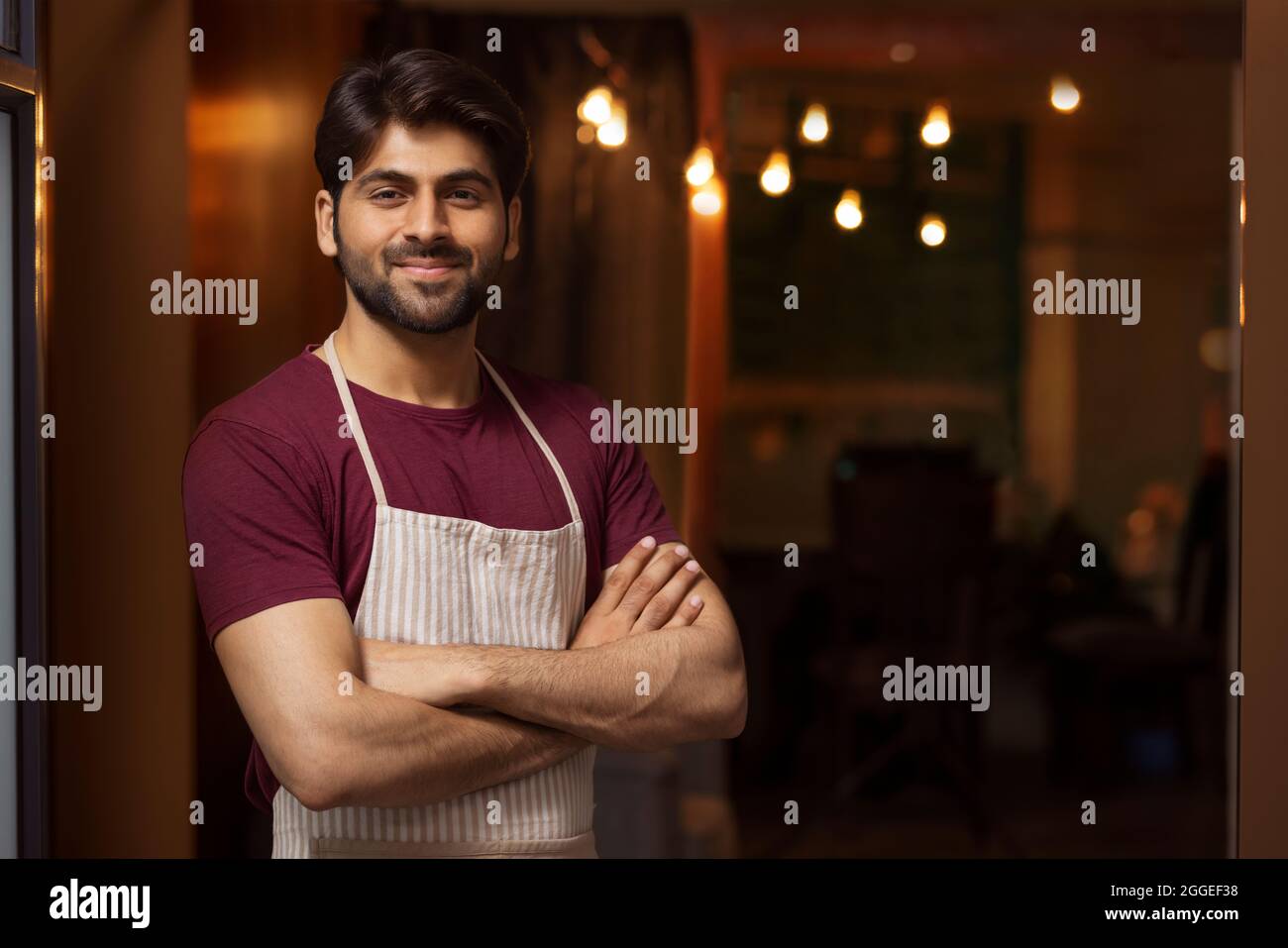 Waiter standing hi-res stock photography and images - Alamy