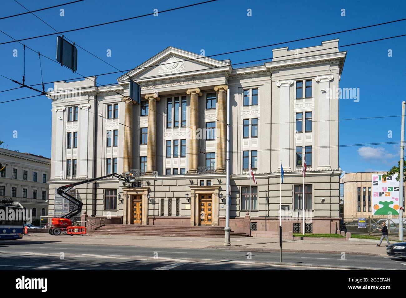 Foreign Office Facade High Resolution Stock Photography and Images - Alamy