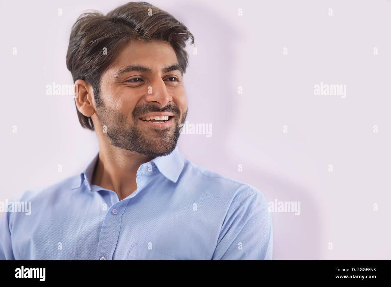 Smart young man hi-res stock photography and images - Alamy