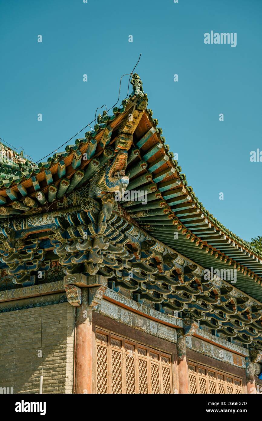 Detail view of a traditional Chinese architecture Stock Photo - Alamy