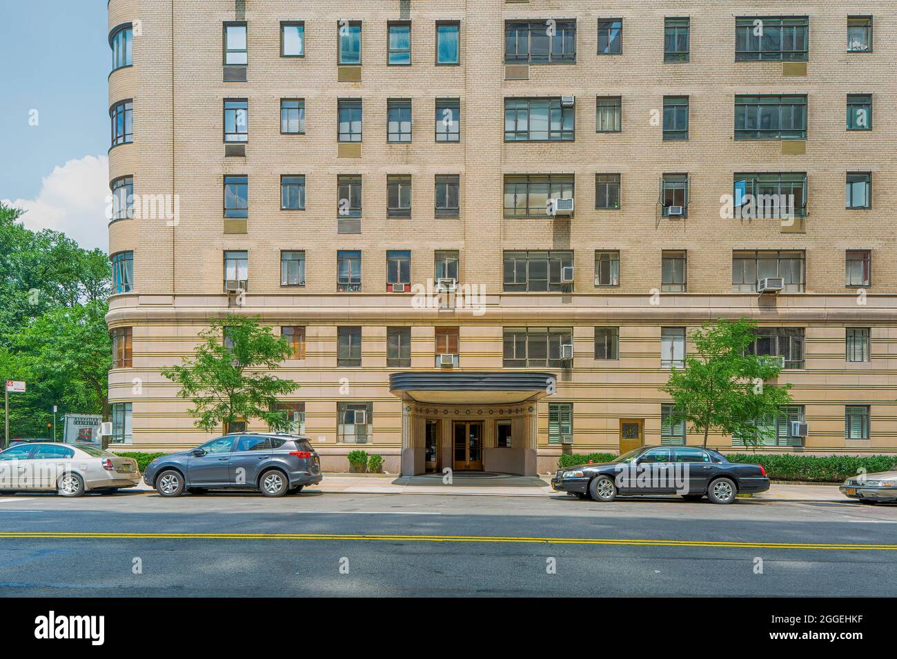 140 Riverside Drive, The Normandy, designed by Emery Roth, is also ...