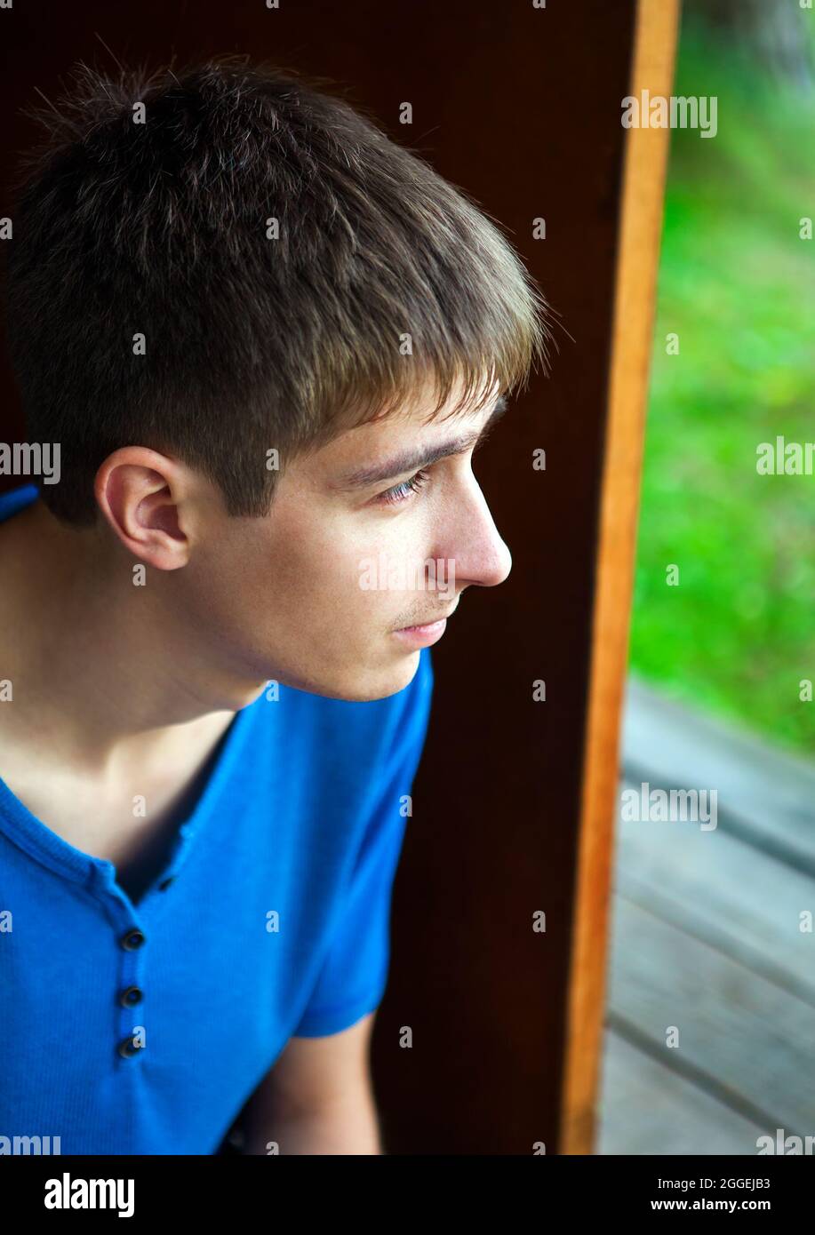 Face lonesome youngster outdoor hi-res stock photography and images - Alamy