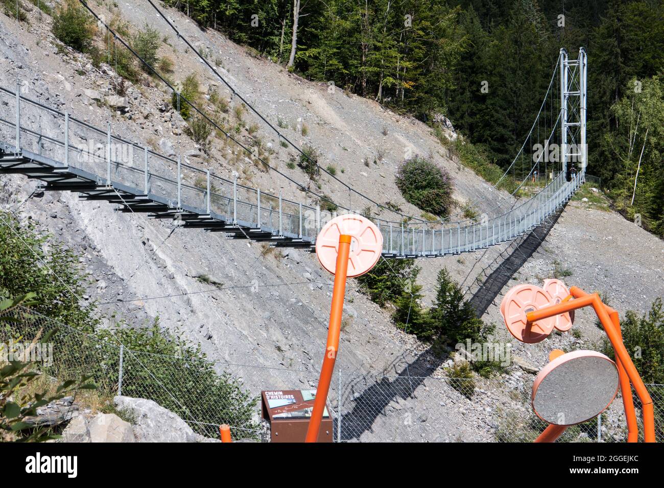 Lac vert trail hi-res stock photography and images - Alamy