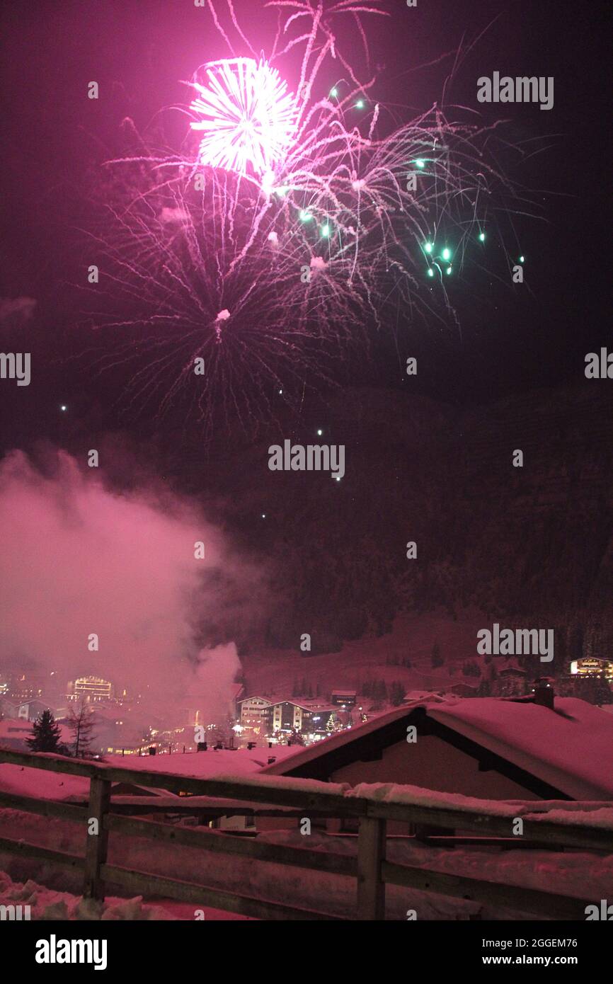 Ski resort town fireworks hi-res stock photography and images - Alamy