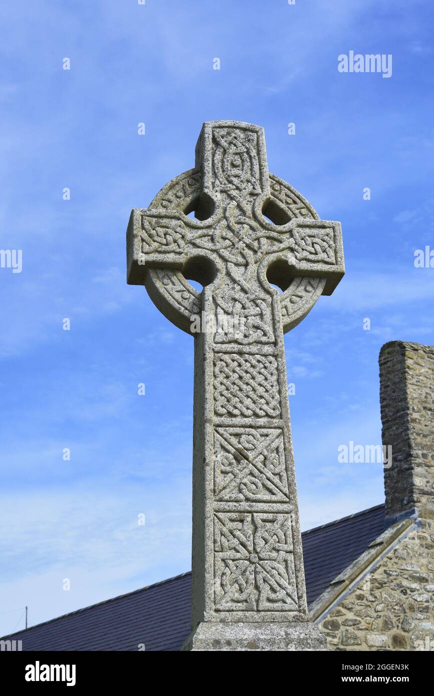Welsh celtic cross hi-res stock photography and images - Alamy