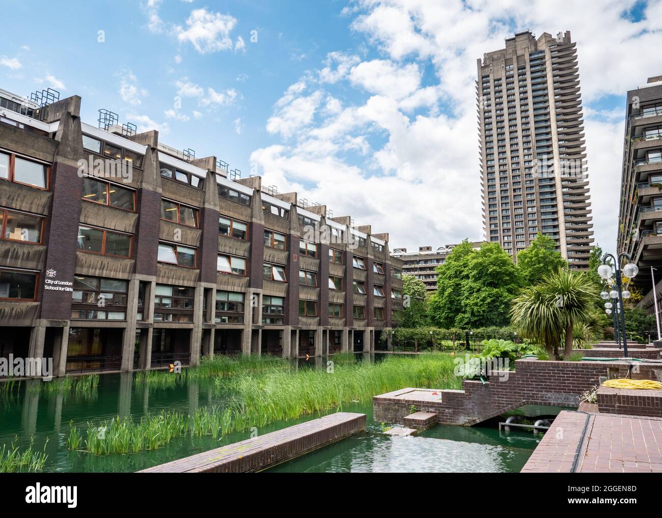 Barbican Lakeside, London. The iconic brutalist architecture of the ...