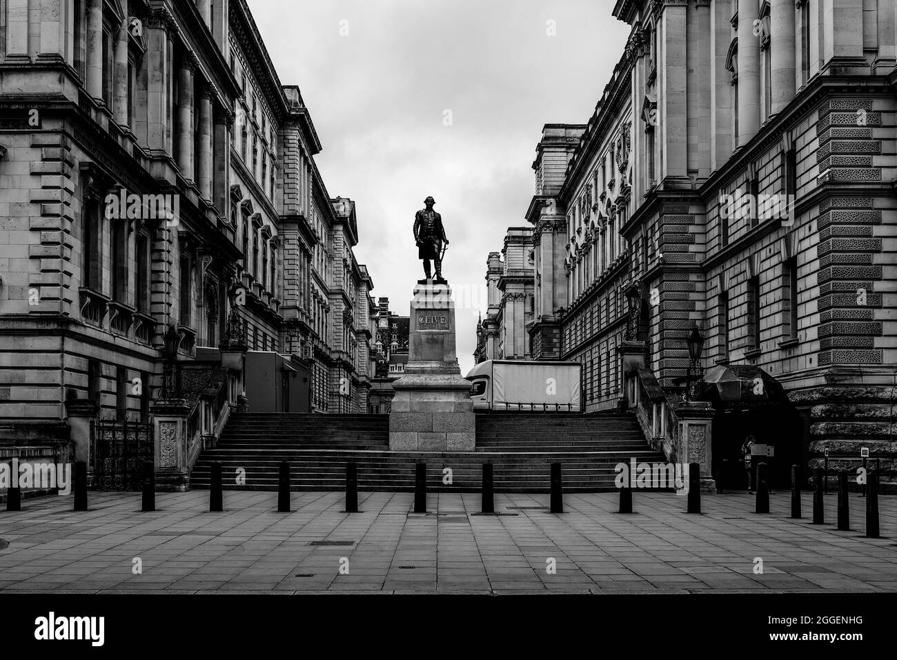 Whitehall london statue Black and White Stock Photos & Images - Alamy