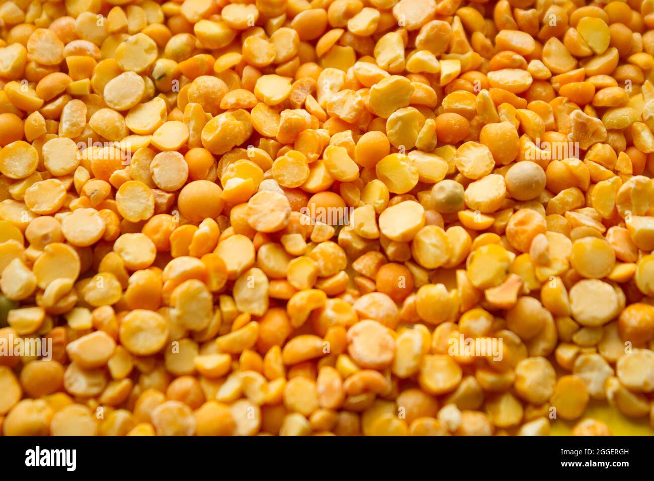 background of yellow chick peas Stock Photo - Alamy