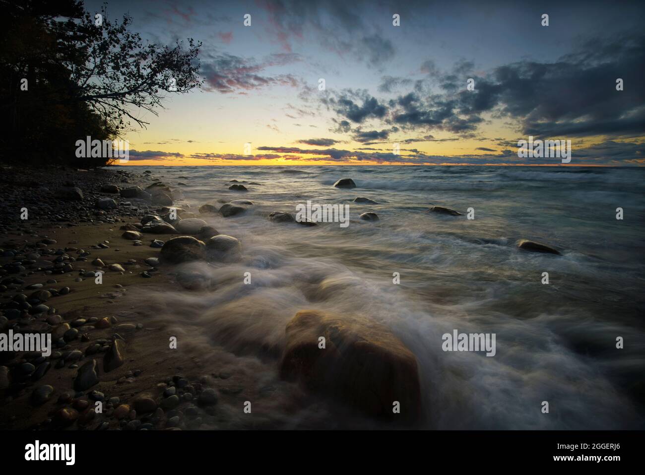 Sunset light at Pictured Rocks National Lakeshore Stock Photo - Alamy