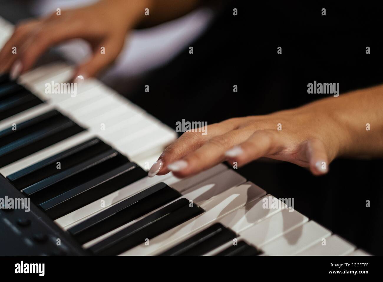 Painted piano hands hi-res stock photography and images - Alamy
