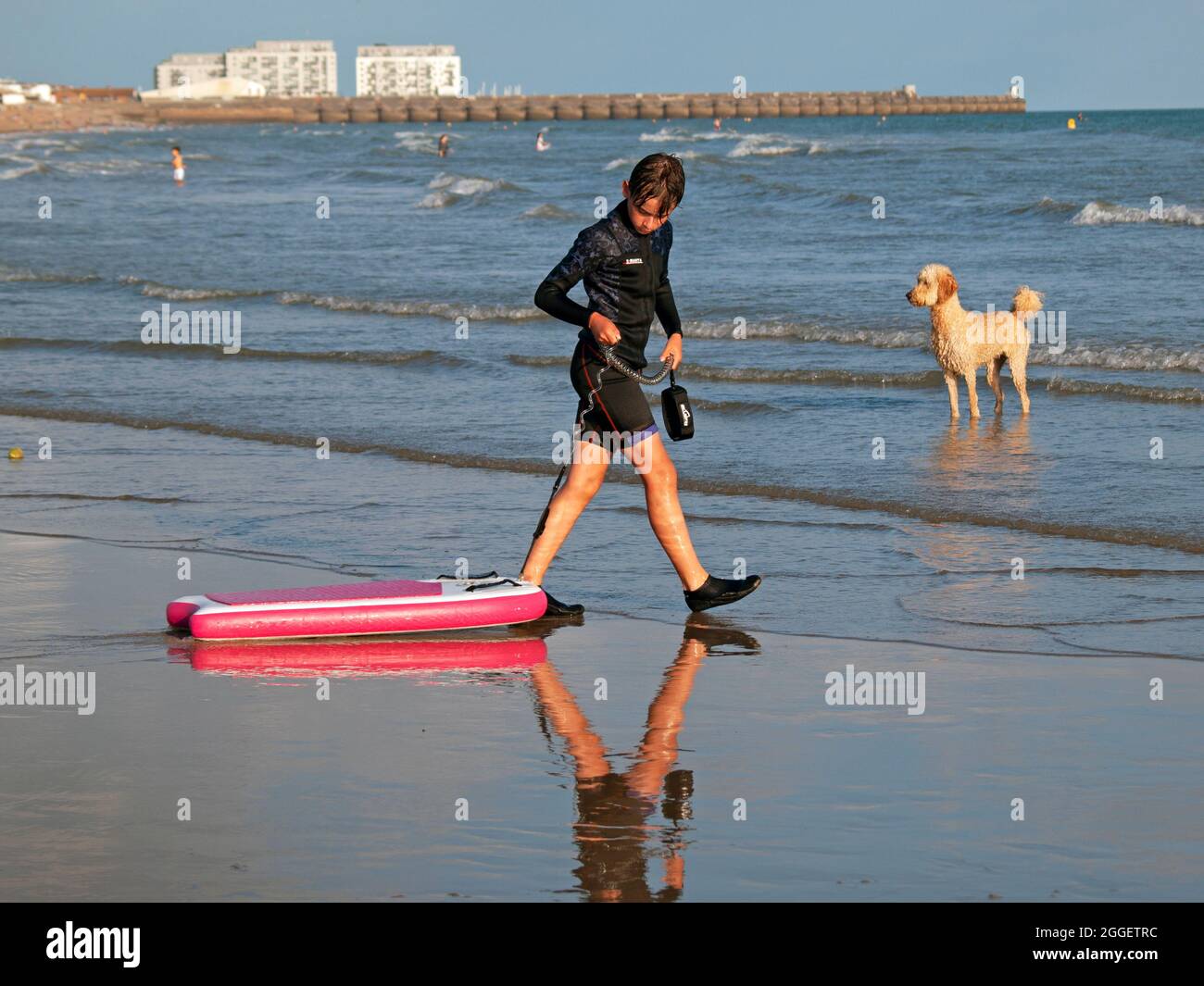 Inflatable surfboard hi-res stock photography and images - Alamy