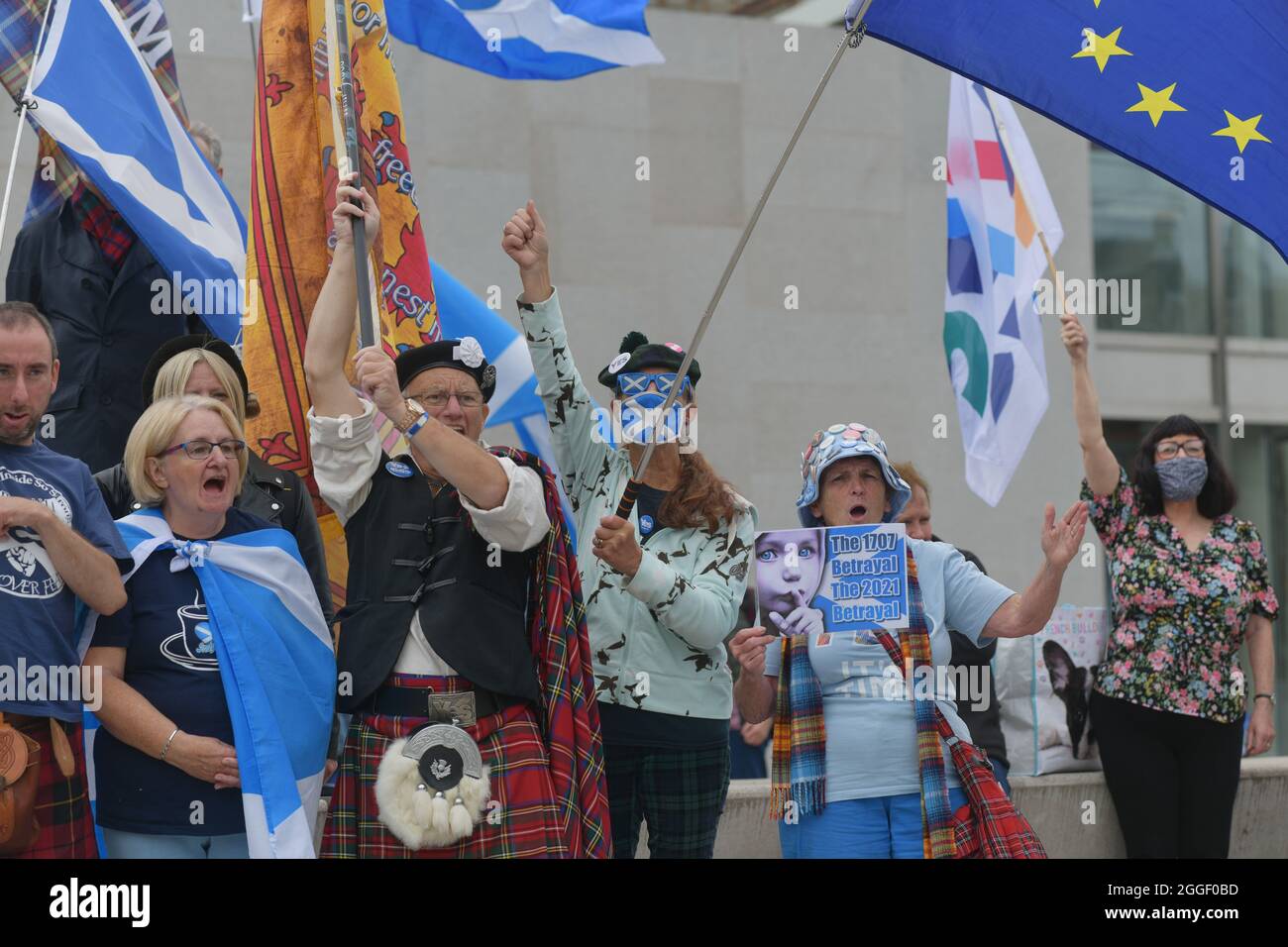 Edinburgh Scotland, UK August 31 2021. Scottish Independence supporters ...