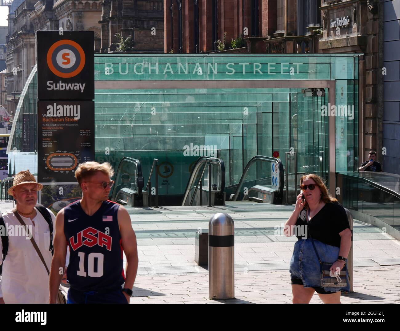 Buchanan street subway station hi-res stock photography and images - Alamy