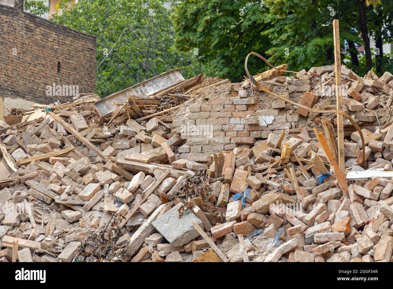 Big Pile of Rubble Demolition Debris at Construction Site Stock Photo ...