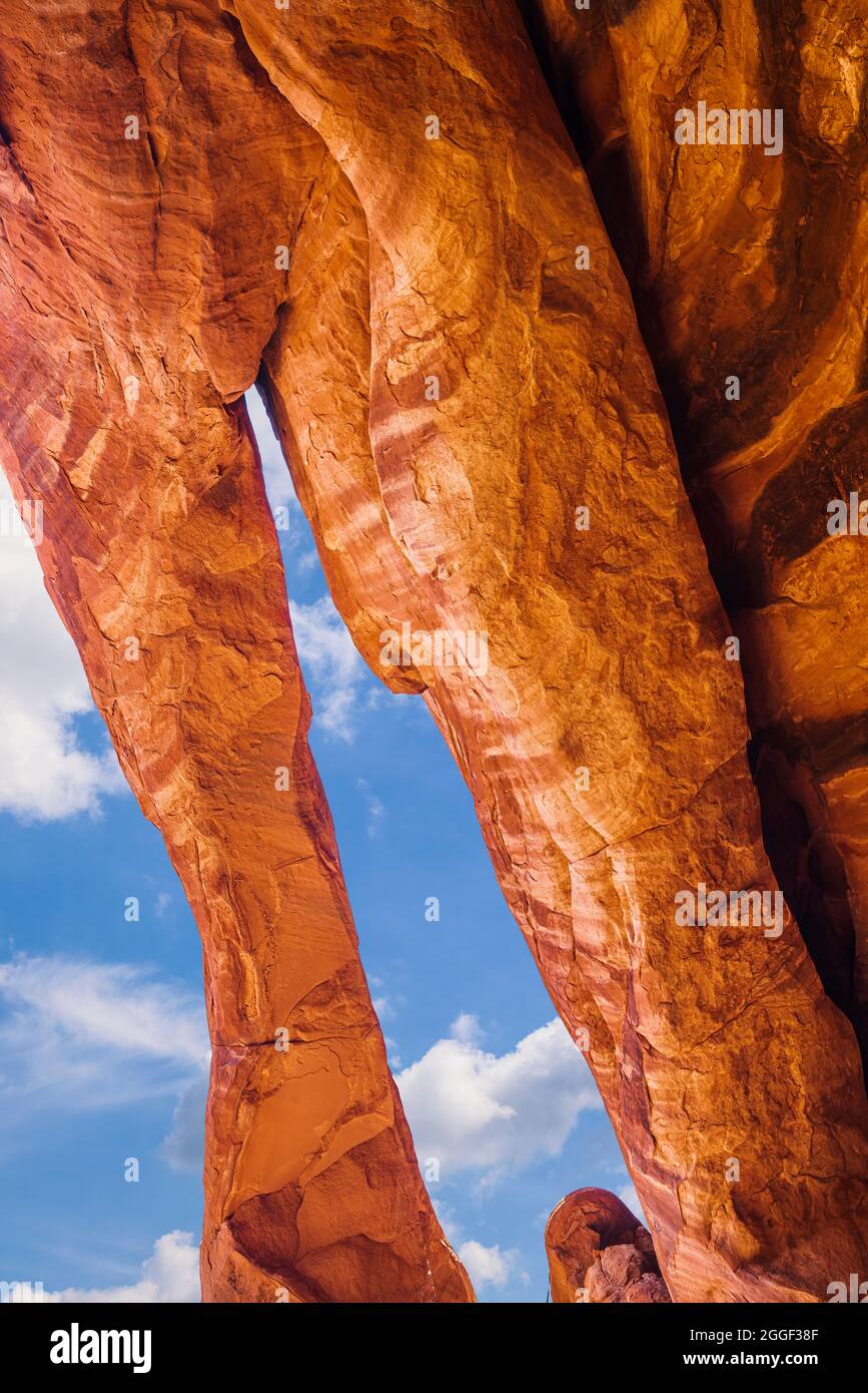 Arches and sky hi-res stock photography and images - Alamy