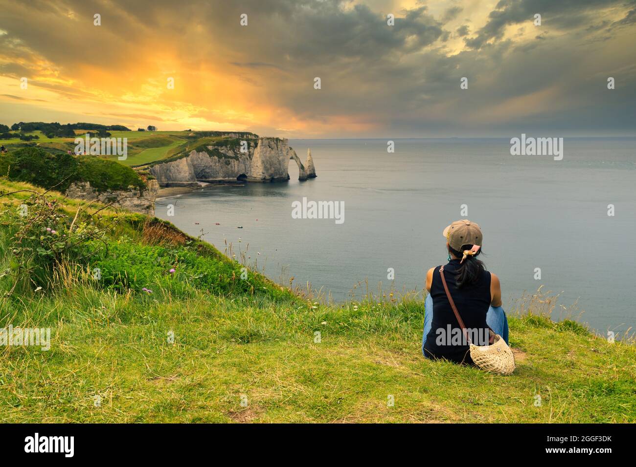 Contemplating the sunset hi-res stock photography and images - Alamy