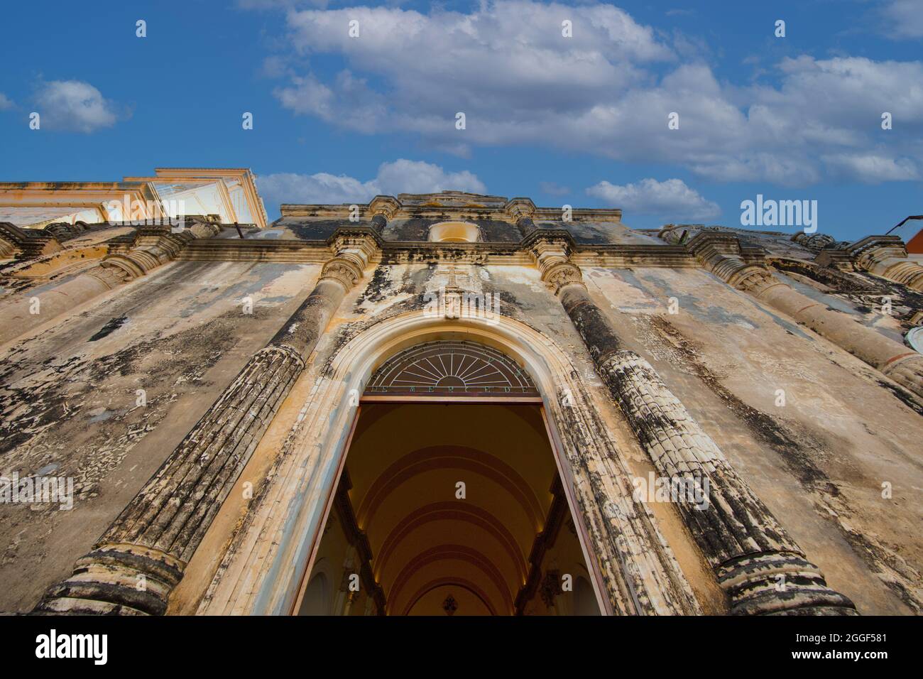 Granada is a Nicaraguan city on the shores of Lake Nicaragua. It’s home ...