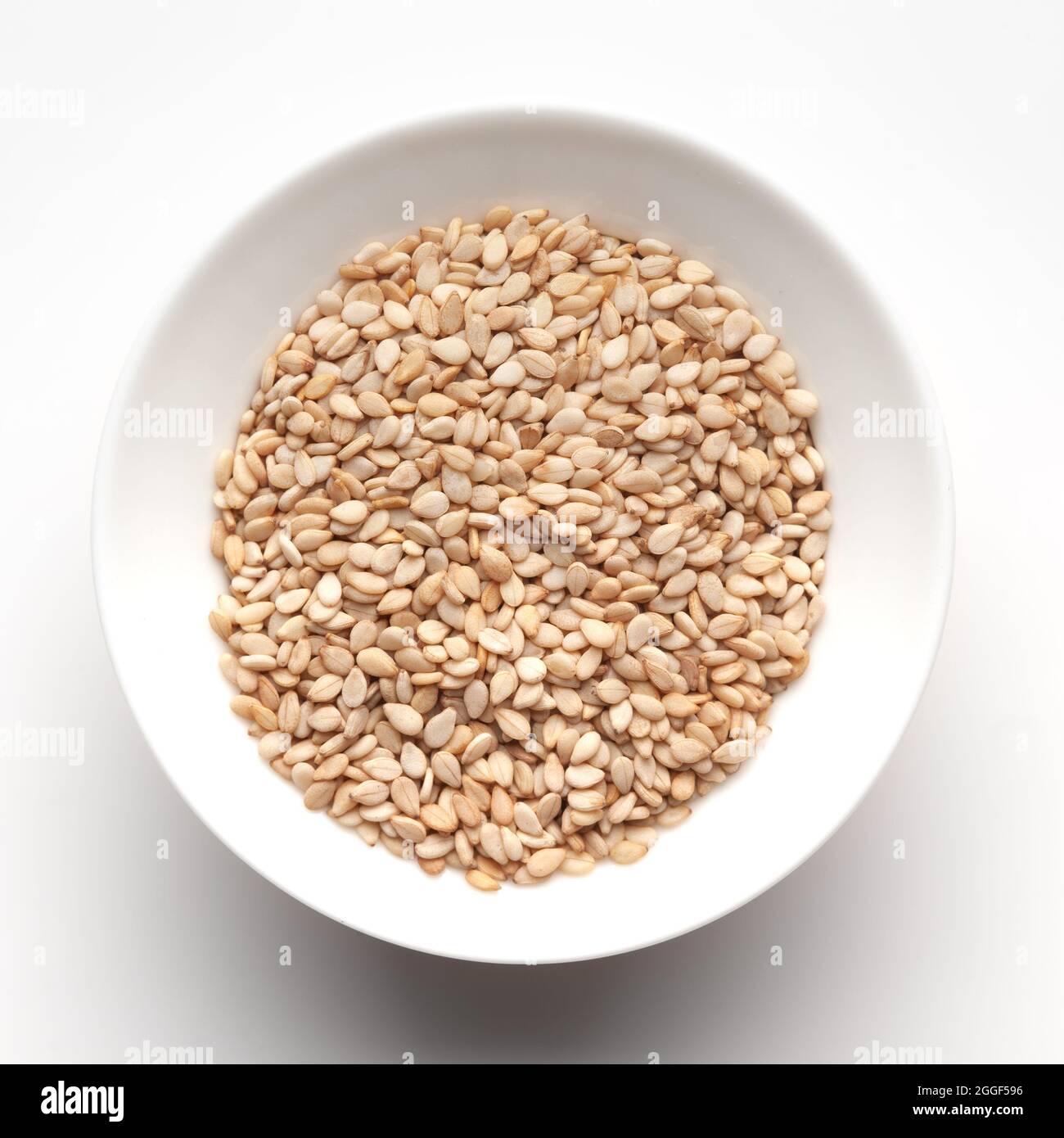 Macro Close up of Organic White Sesame seeds(Sesamum indicum) or white ...