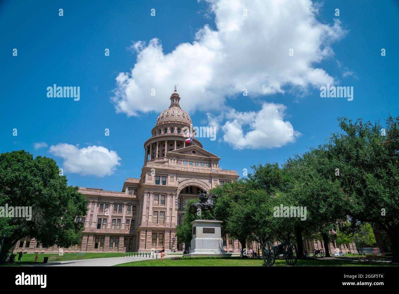 View of the Austin Texas State Capitol Building during the Day Time ...