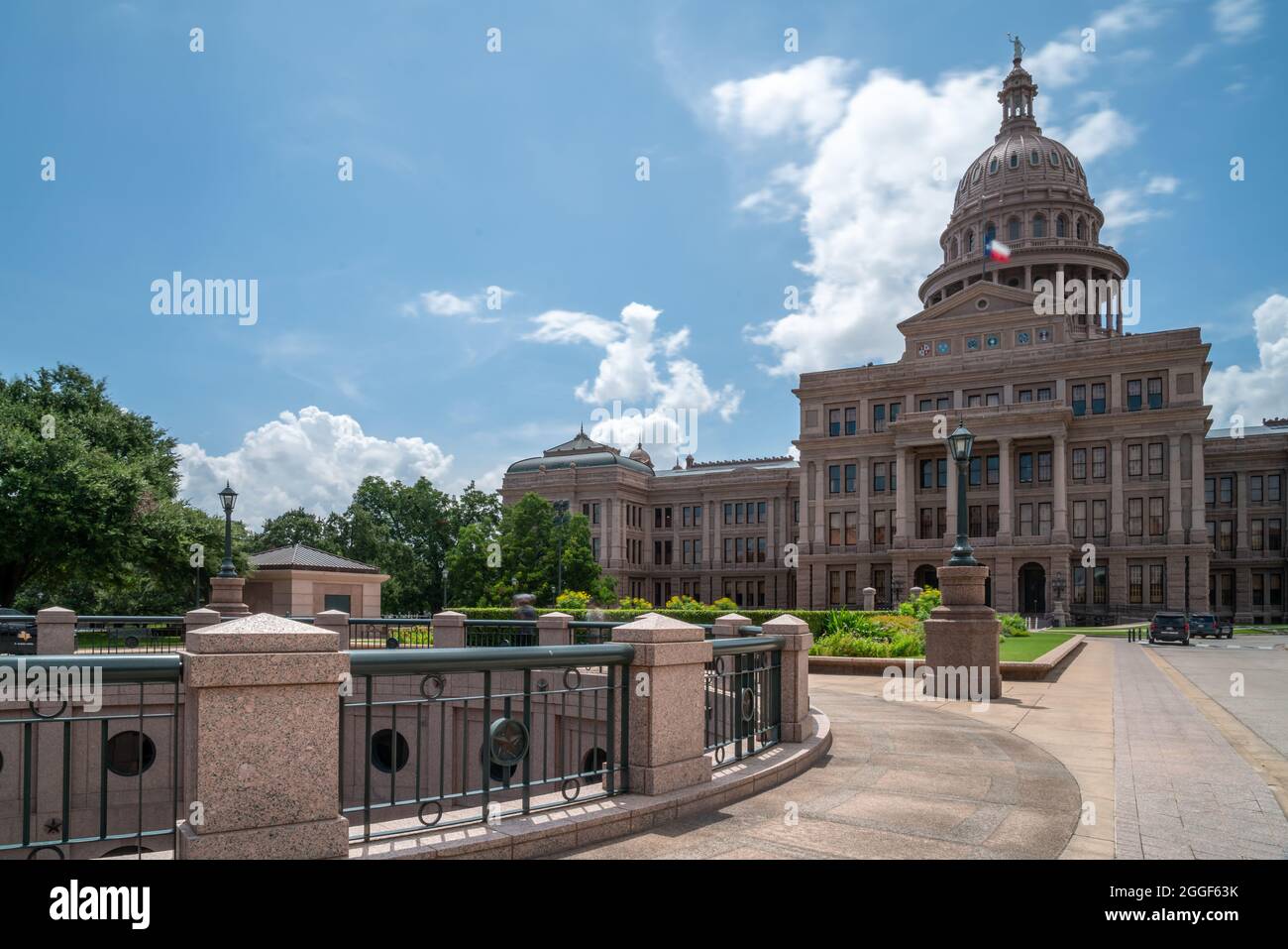 View of the Austin State Capitol and the Expantion Visibile to the left ...
