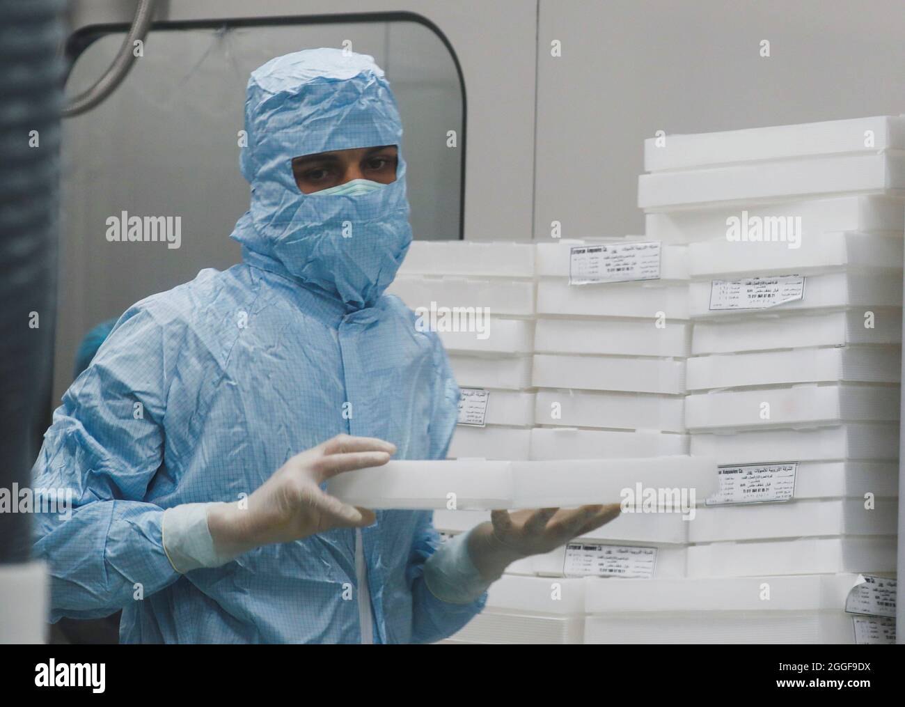 Vaccines business unit hi-res stock photography and images - Alamy