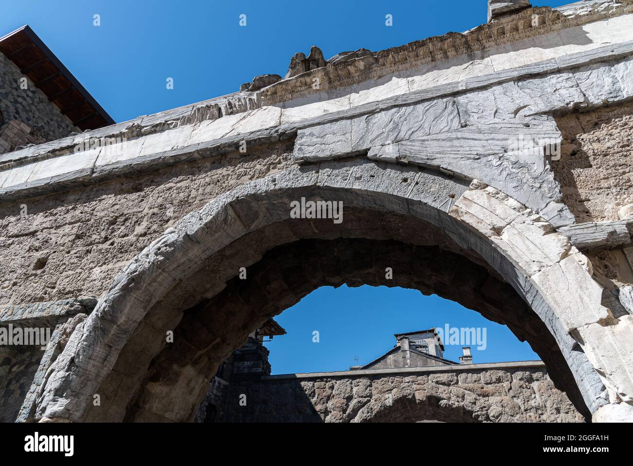 The Porta Pretoria or Porta pretoriana (in Latin Porta Prætoria, in ...