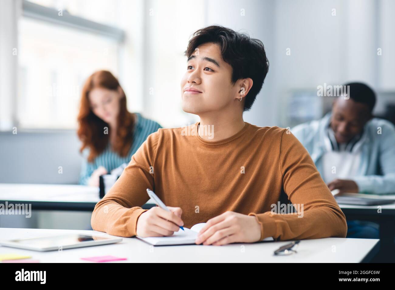 Japanese high school student taking group hi-res stock photography and ...