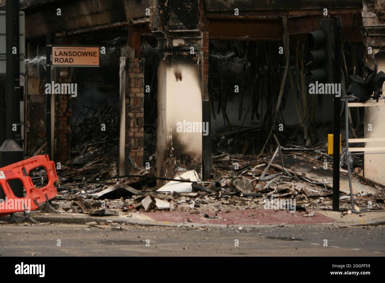 Hackney riots hi-res stock photography and images - Alamy