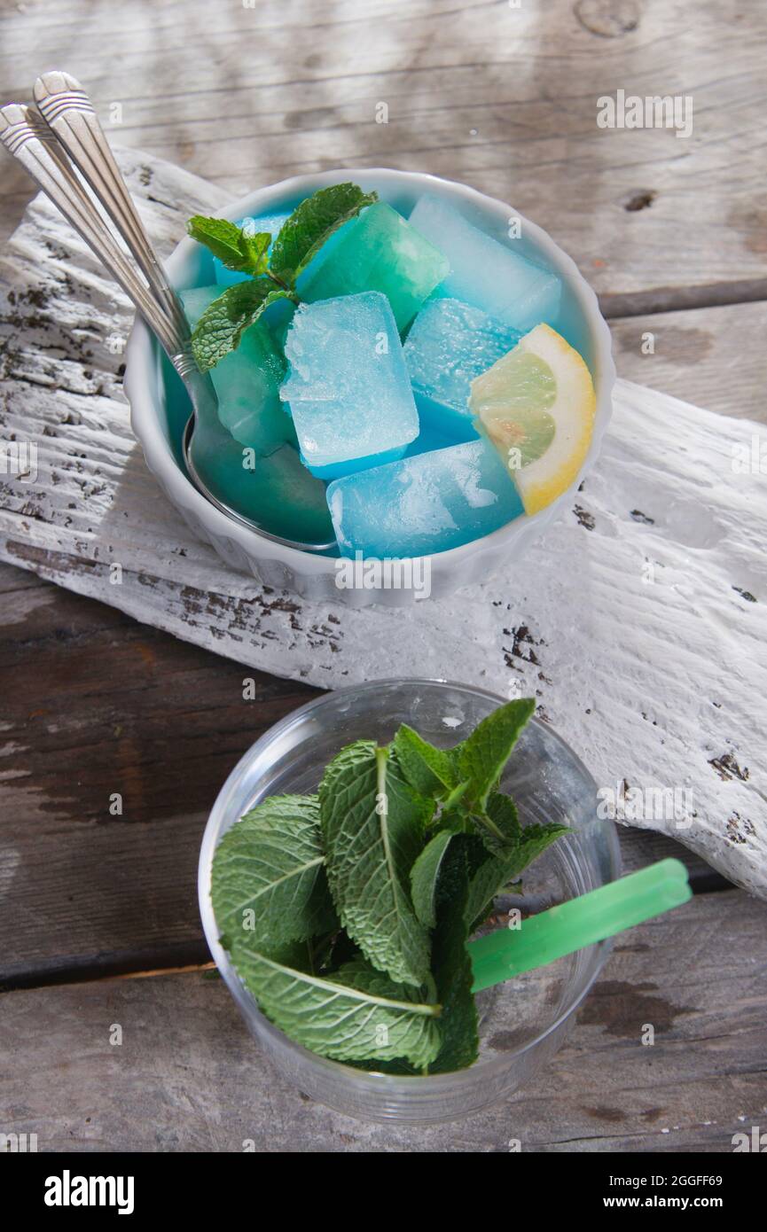 Presentation of the different colors of ice cubes Stock Photo - Alamy