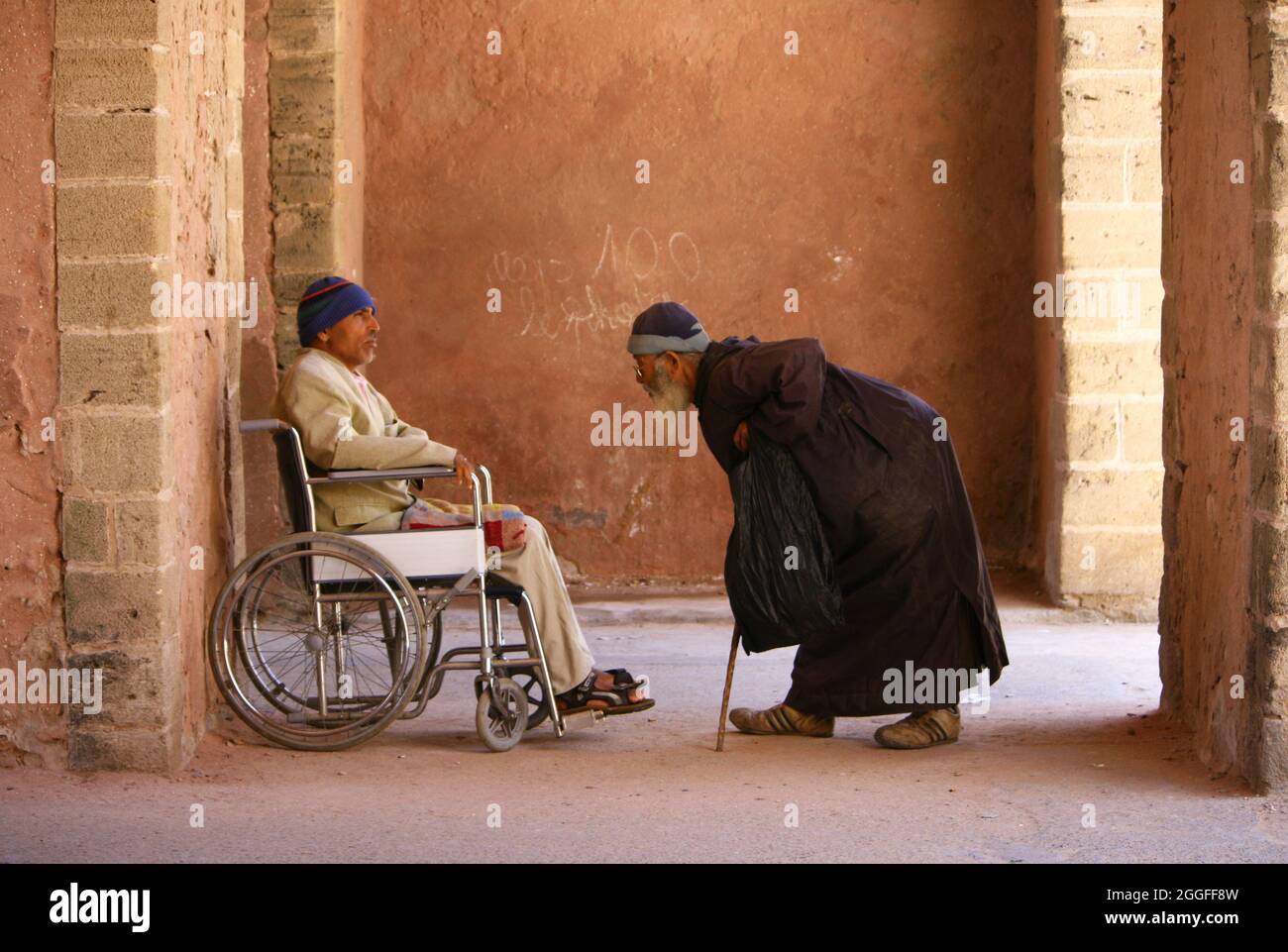 Disabled man muslim hi-res stock photography and images - Alamy