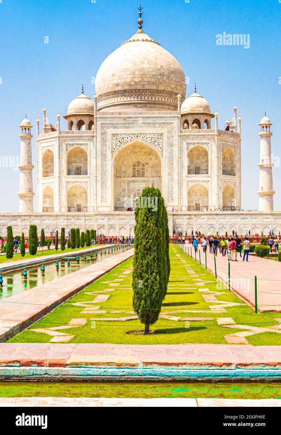 Taj Mahal in Agra India Mogul marble mausoleum and panorama of the ...