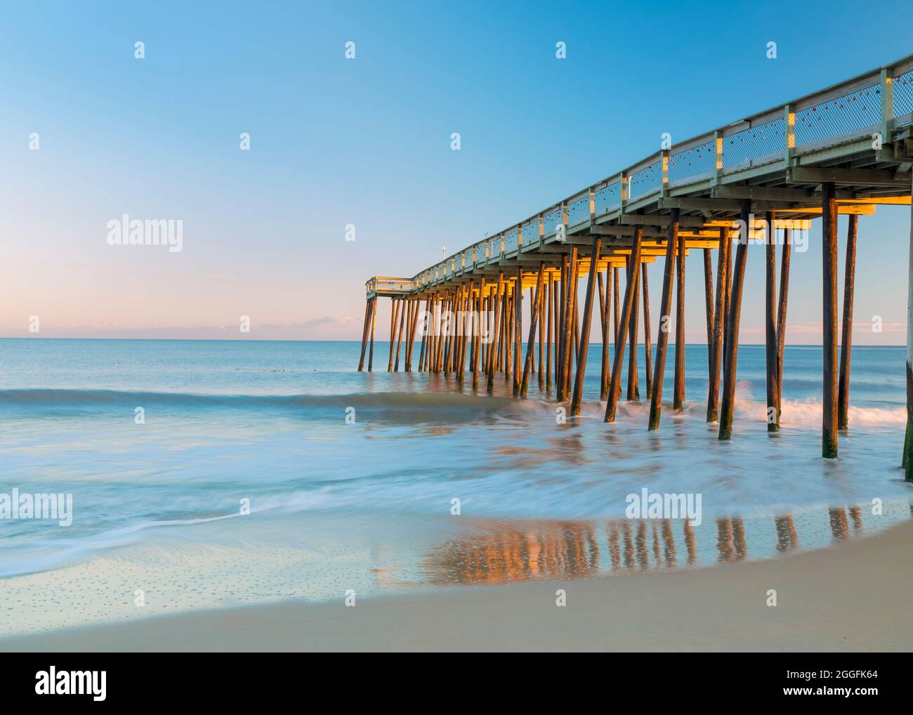 Atlantic city pier hi-res stock photography and images - Alamy