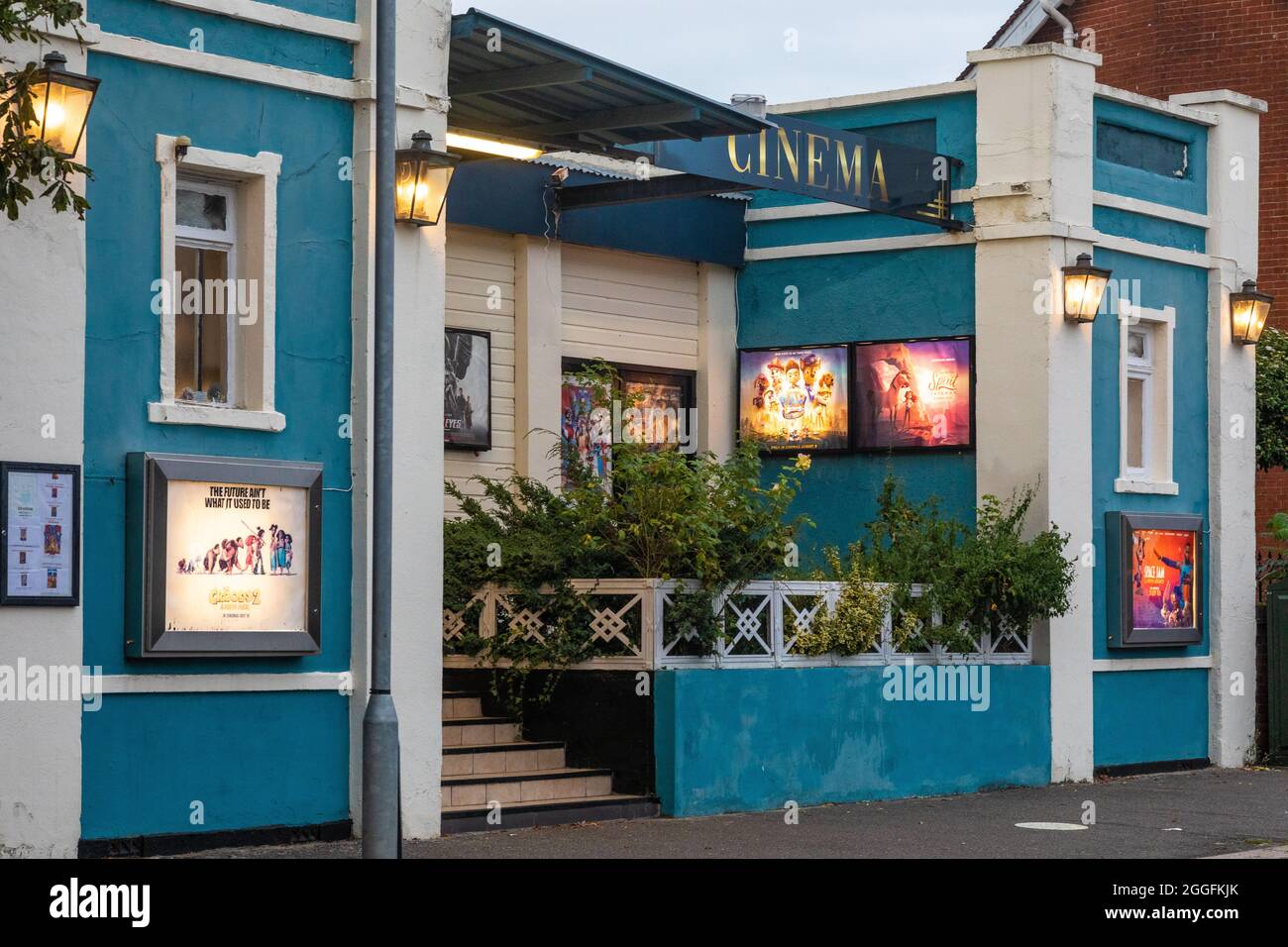 Burnham on crouch cinema hi-res stock photography and images - Alamy