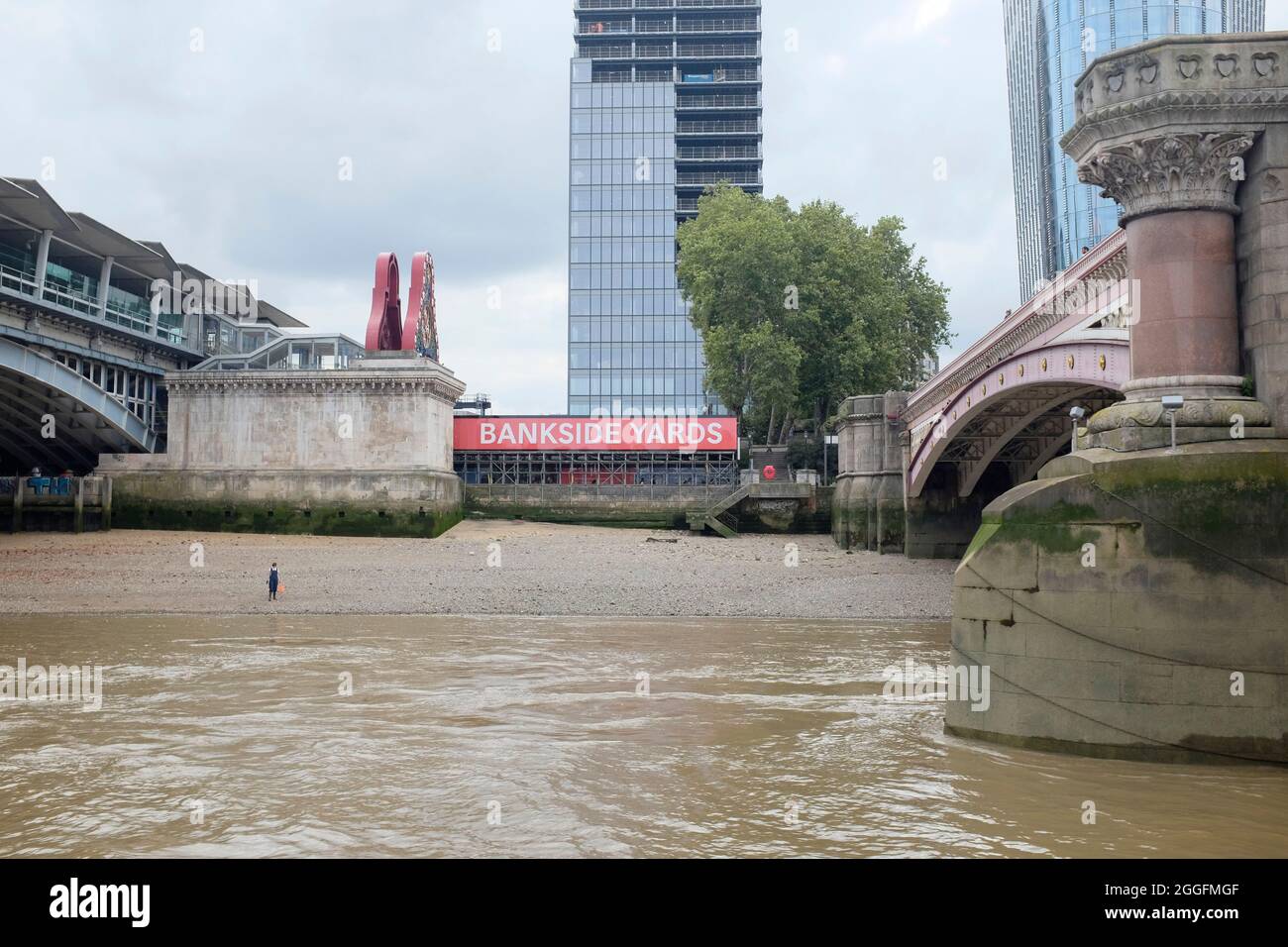 Bankside industry hi-res stock photography and images - Alamy