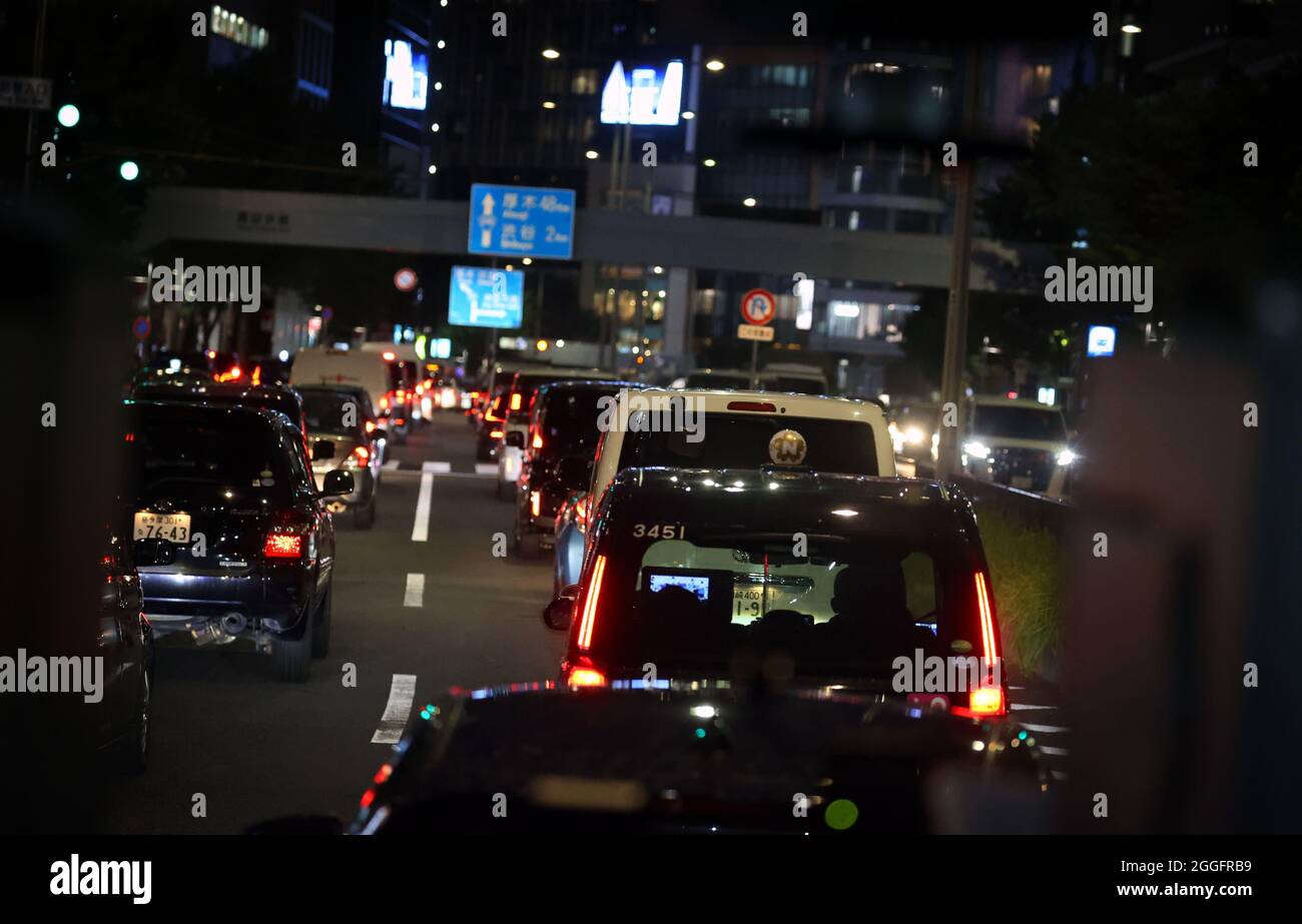 Tokyo Japan Traffic Jam Cars High Resolution Stock Photography and ...