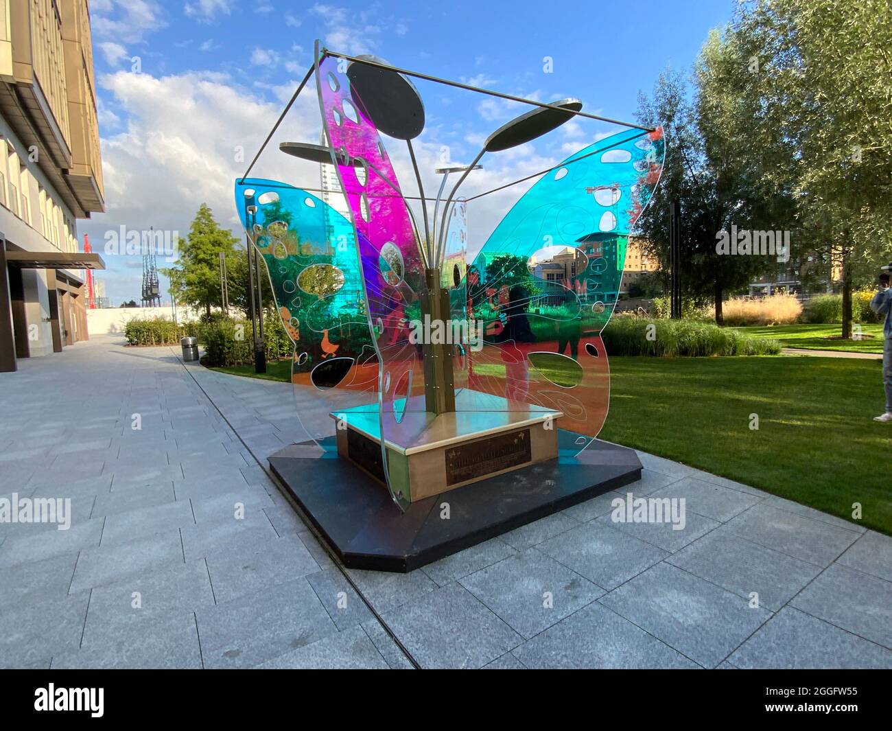 Out of the Cocoon Amberlights at Canary Wharf, London, United Kingdom ...