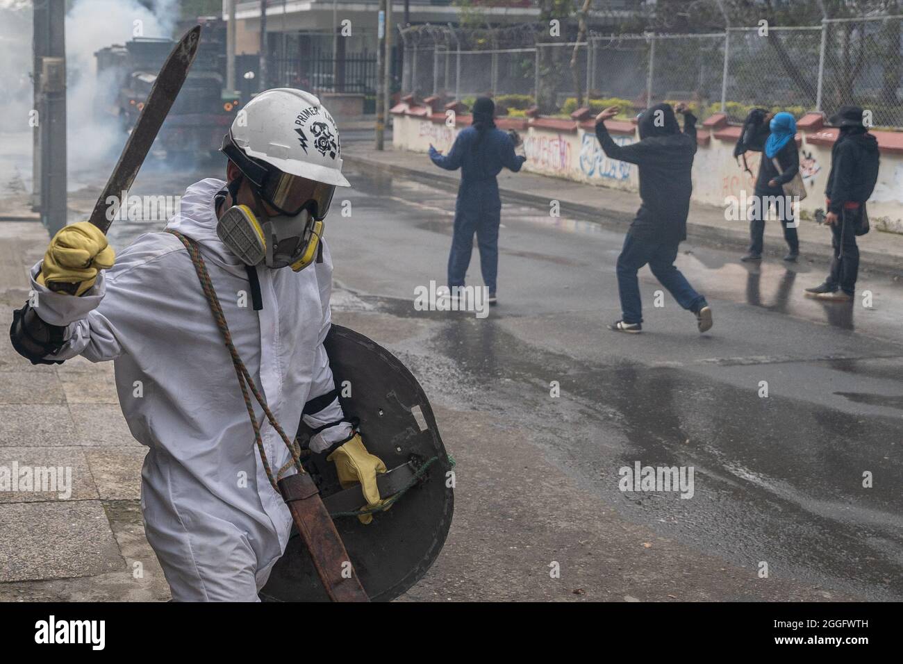 Machete police hi-res stock photography and images - Alamy