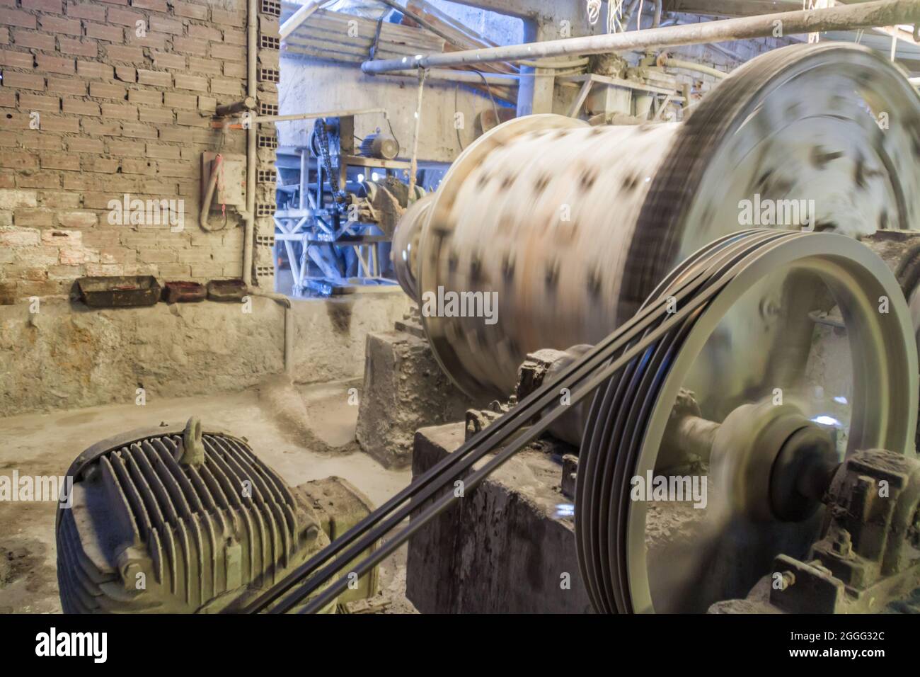 Iron ore processing hi-res stock photography and images - Alamy