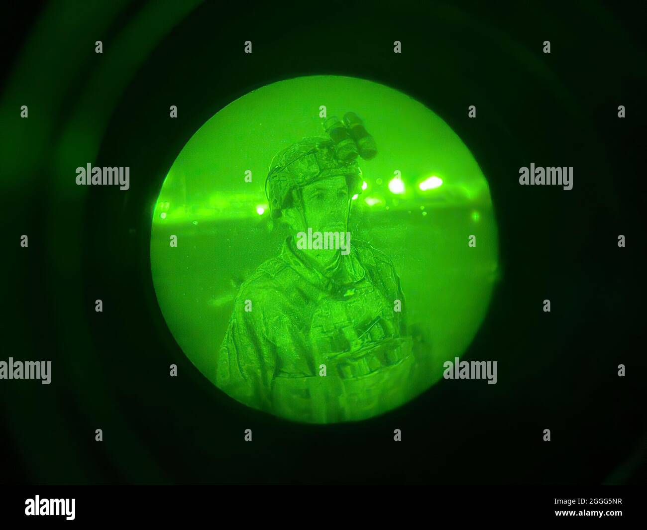 Major General Chris Donahue, commander of the U.S. Army 82nd Airborne ...