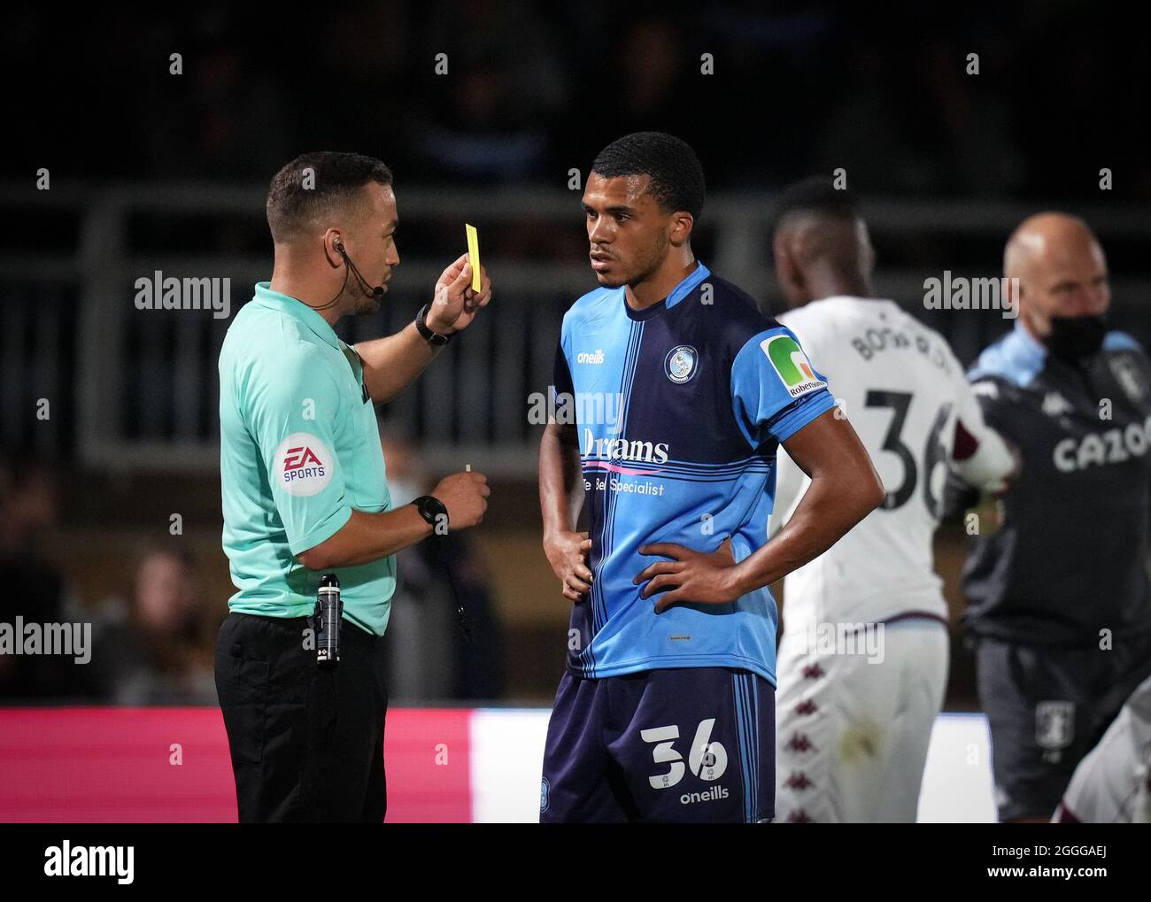 Paul howard referee hi-res stock photography and images - Alamy