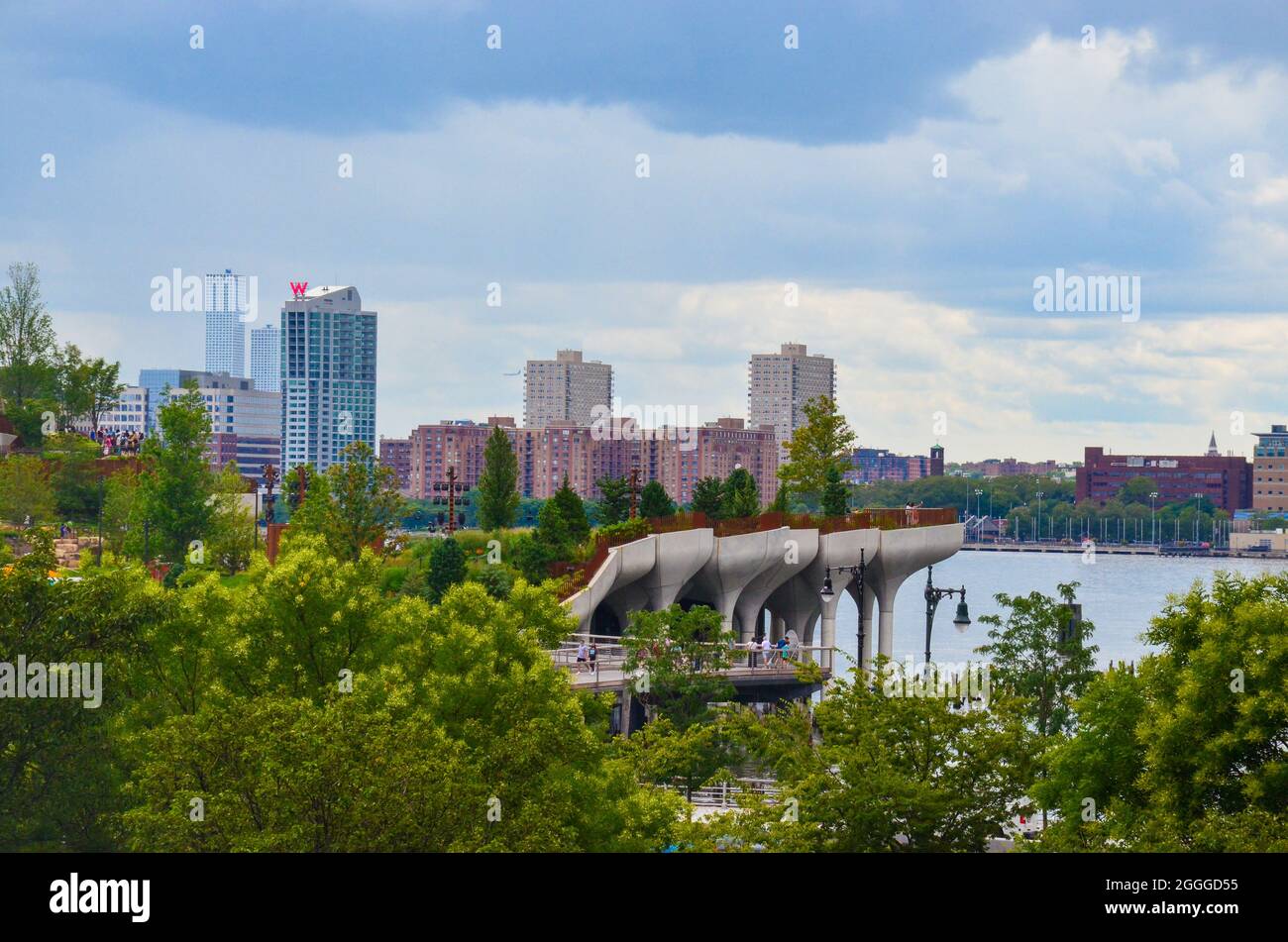 New Jersey and Manhattan Cityscape on High Line Observation Deck. New ...