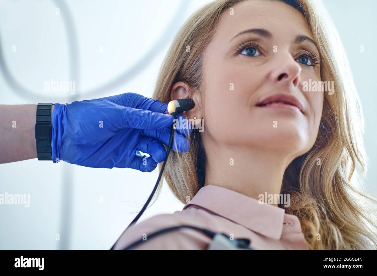 Audiometry hi-res stock photography and images - Alamy