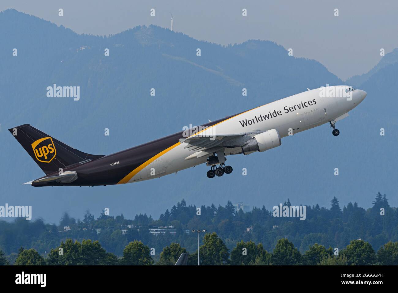 Airbus a300f4 hi-res stock photography and images - Alamy