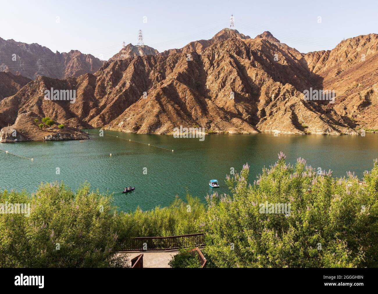 Mountains surrounding Al Al Rafisah Dam in Sharjah Emirate Stock Photo ...