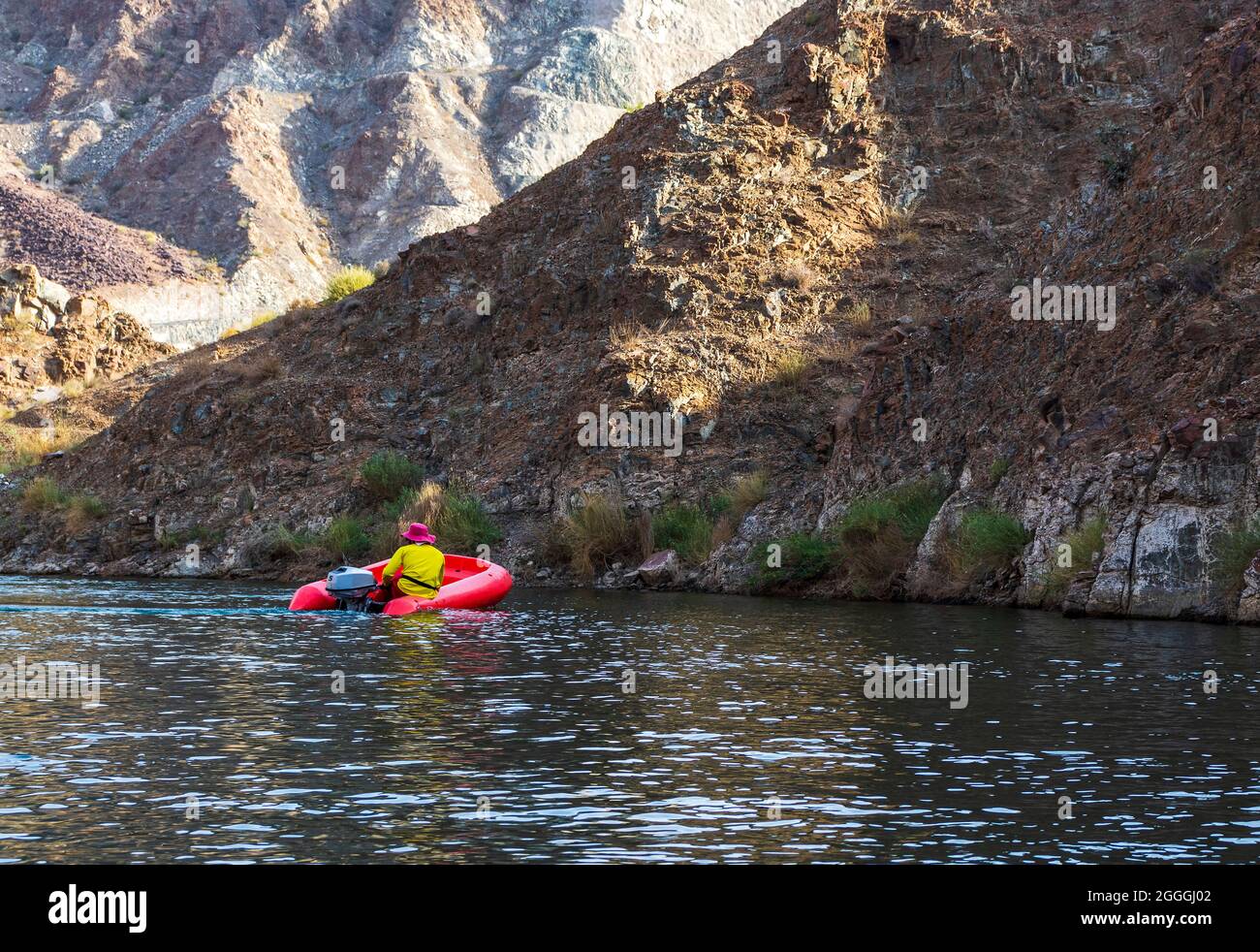 Mountains surrounding Al Al Rafisah Dam in Sharjah Emirate Stock Photo ...