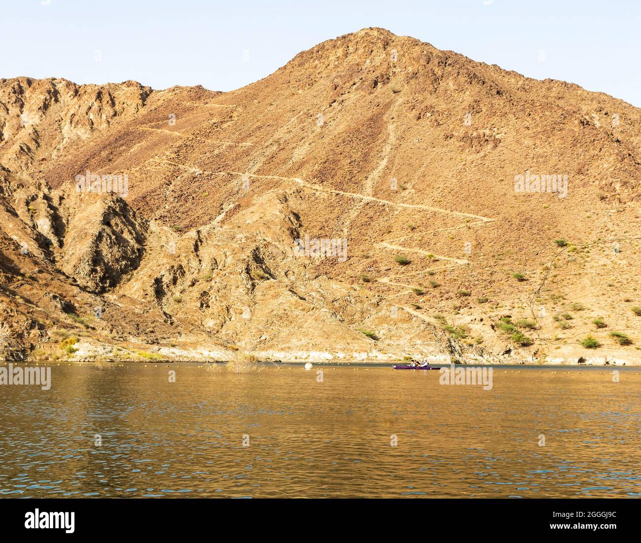 Mountains surrounding Al Al Rafisah Dam in Sharjah Emirate Stock Photo ...
