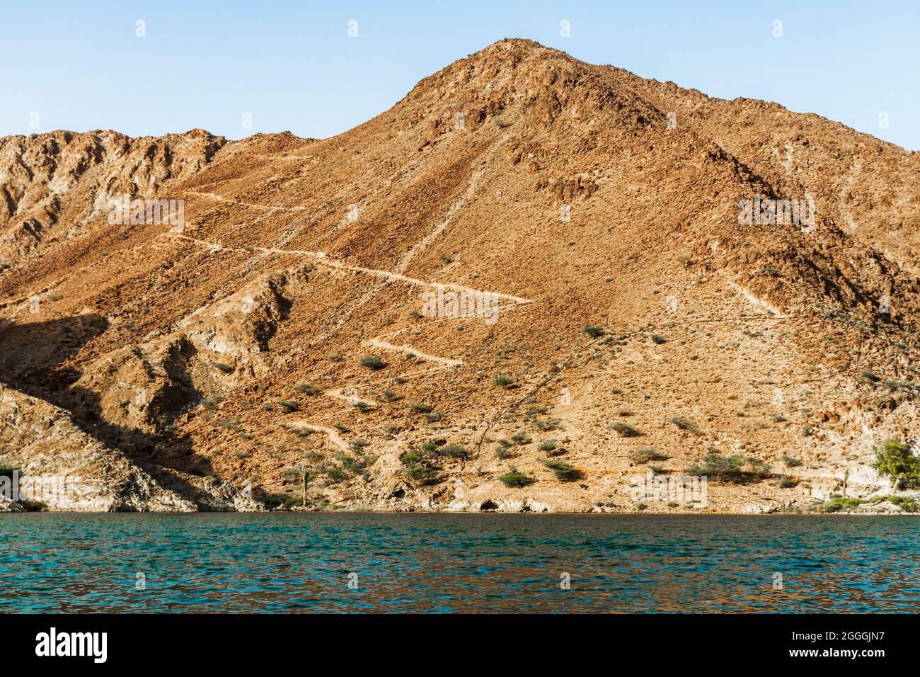 Mountains surrounding Al Al Rafisah Dam in Sharjah Emirate Stock Photo ...
