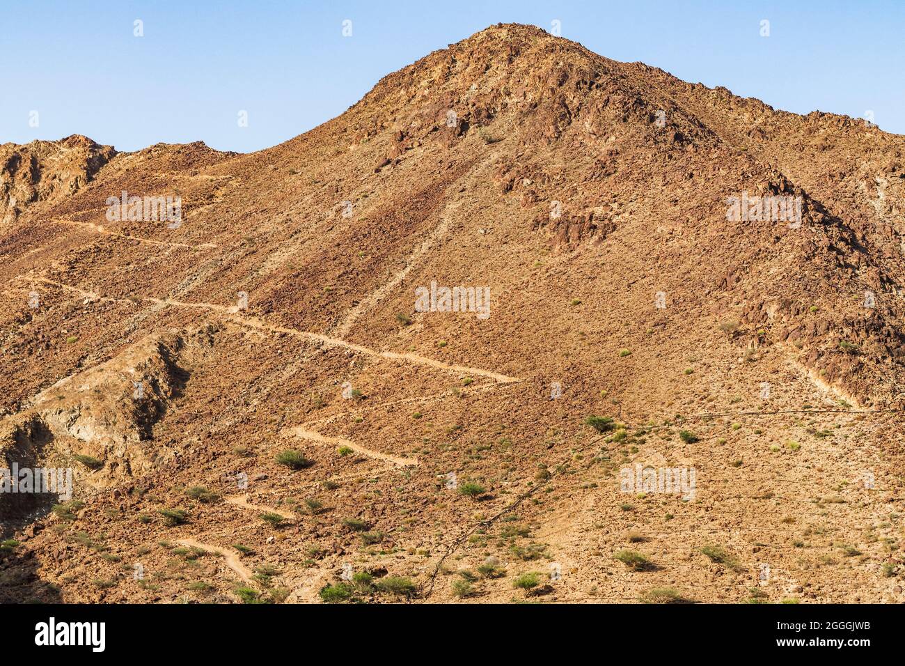Mountains surrounding Al Al Rafisah Dam in Sharjah Emirate Stock Photo ...